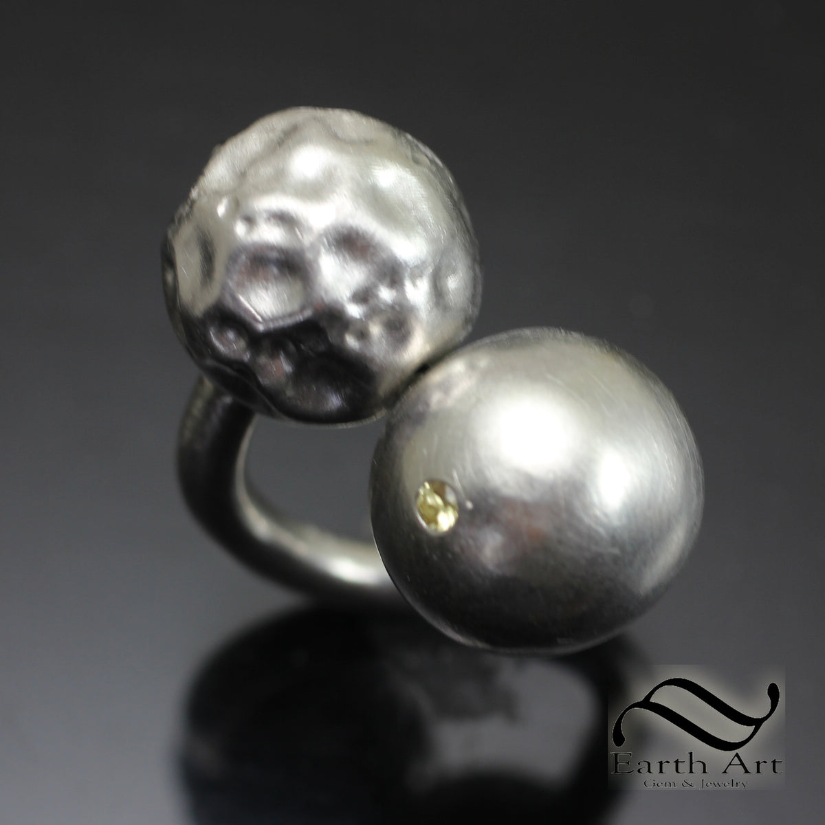 Eclipse Hollow Form ring - Yellow Sapphire – Earth Art