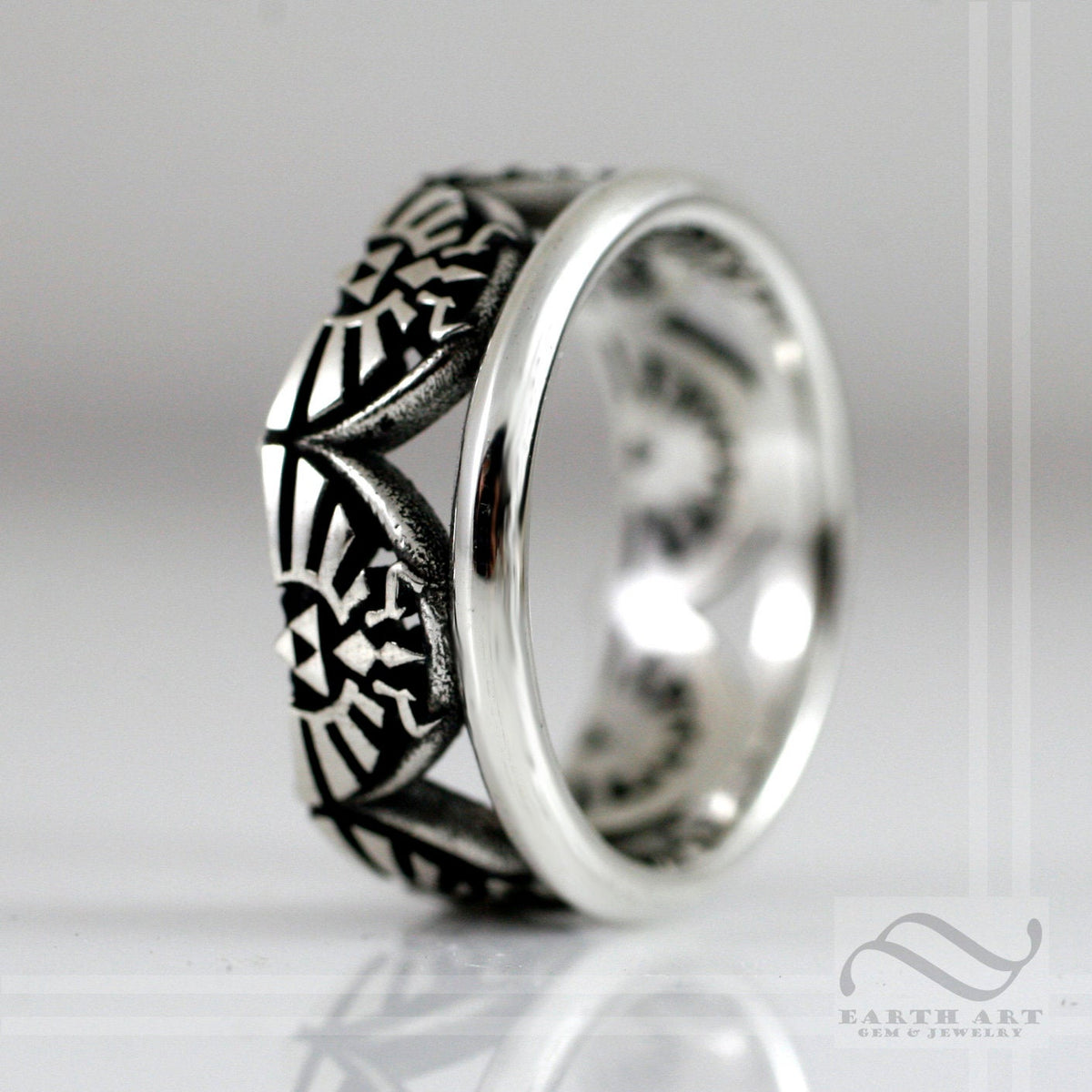 Hyrule Crest Crown Ring - Sterling Silver – Earth Art